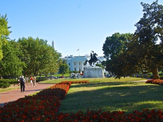 Marine One Drops President at the White House on Fourteenth Anniversary ...